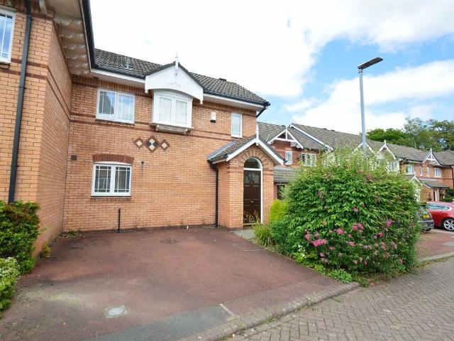 Shelbourne Mews, Macclesfield SK10, 2 bed terraced house to rent, £1,250 pcm | PrimeLocation
