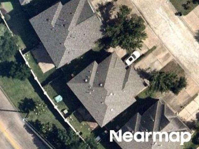 Shelbourne Park Ln