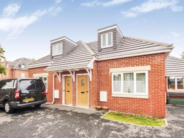 Shelbourne Road, Bournemouth BH8 3 bed property to rent £1,875 pcm £433 pw