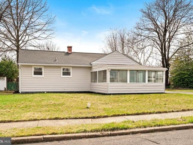 Shelburne Dr, Ewing, Home For Sale