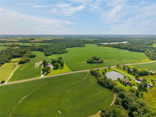 Shelby Rd, Higginsville, MO 64037
