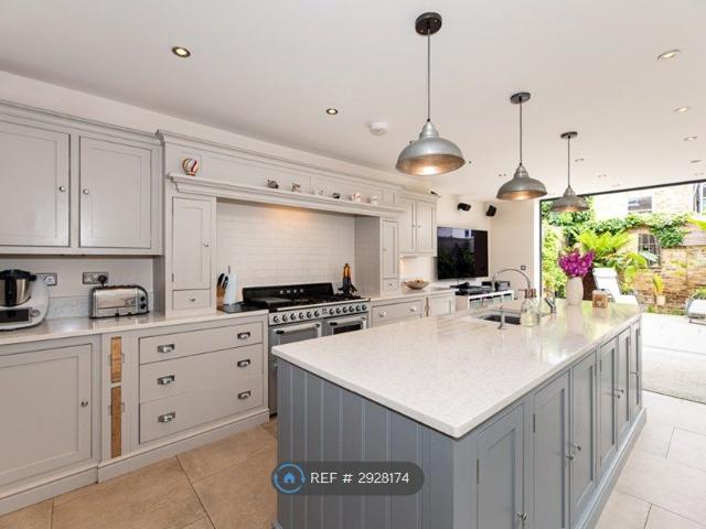 Shelgate Road, London SW11, 5 bed terraced house to rent, £6,250 pcm | PrimeLocation
