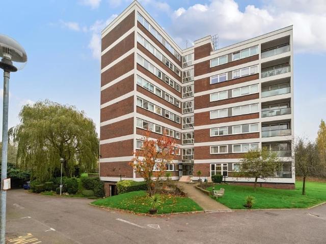 Sheldon Avenue, London N6, 2 bed flat to rent, £3,250 pcm | PrimeLocation