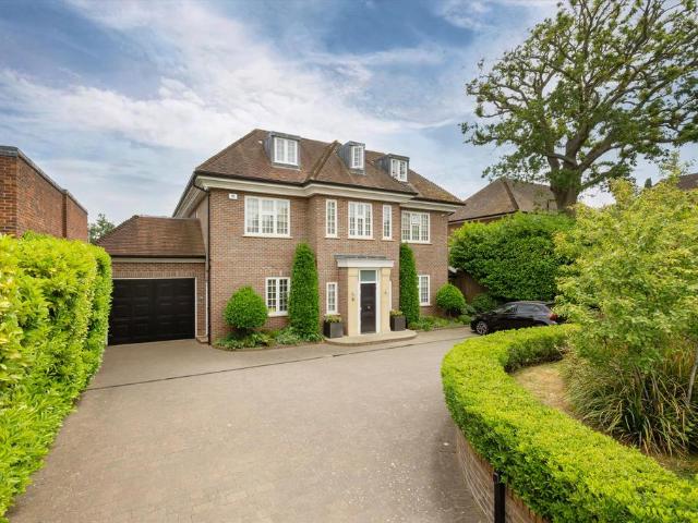 Sheldon Avenue, London N6 7 bed detached house to rent £34,667 pcm £8,000 pw