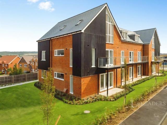 Sheldon Way, Larkfield, Aylesford, ME20 2 bed flat to rent £1,450 pcm £335 pw