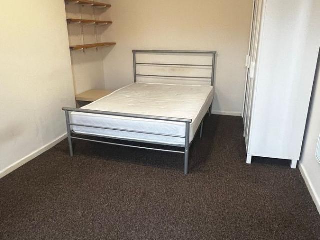 Room 1, Sheldon Way OX4, Room to rent, £800 pcm | PrimeLocation