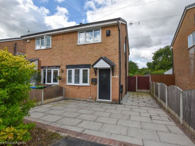 Sheldrake Road, Broadheath WA14, 2 bed property to rent, £1,350 pcm | PrimeLocation