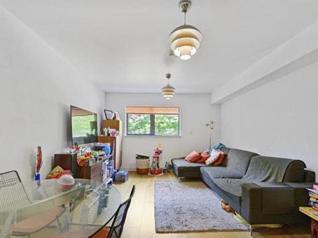 Shelford Place, London, 3 Bedroom Flat