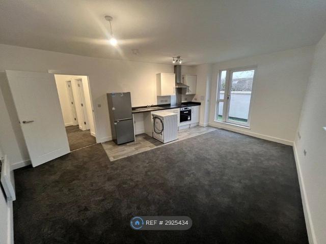Shelford Road, Nottingham NG4, 2 bed flat to rent, £825 pcm | PrimeLocation