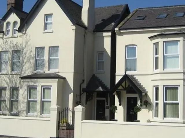 Shell Select, 44 Queens Drive, Liverpool, L15 7NE, United Kingdom | Room for rent #167692559 | Rentberry