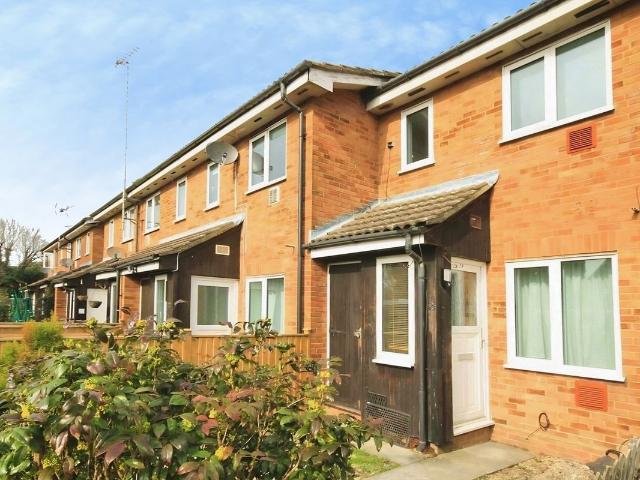 Shellfield Close, Staines Upon Thames, Surrey TW19, 1 bed terraced house to rent, £1,200 pcm | PrimeLocation