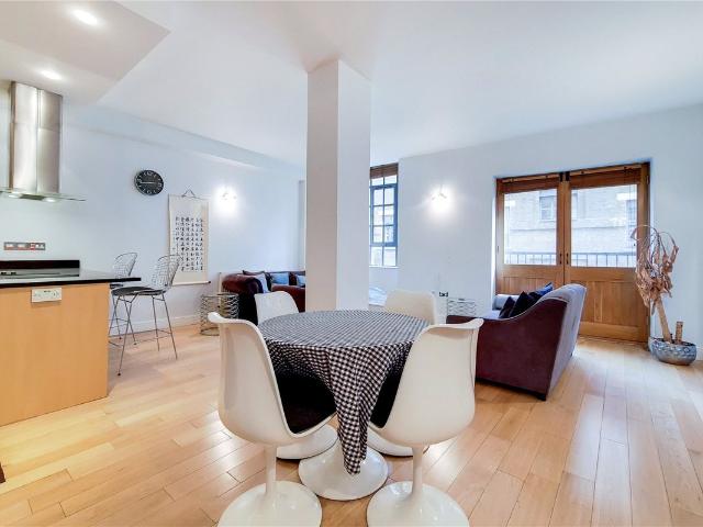 Shelton Street, Covent Garden, London WC2H, 2 bed flat to rent, £3,792 pcm | PrimeLocation