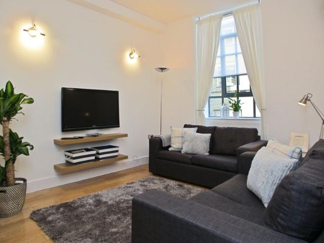 Shelton Street, London WC2H, 2 bed flat to rent, £3,100 pcm | PrimeLocation