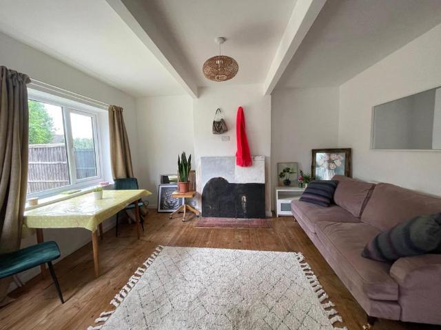 Shelthorpe Road, Loughborough LE11 4 bed house to rent £2,136 pcm £493 pw