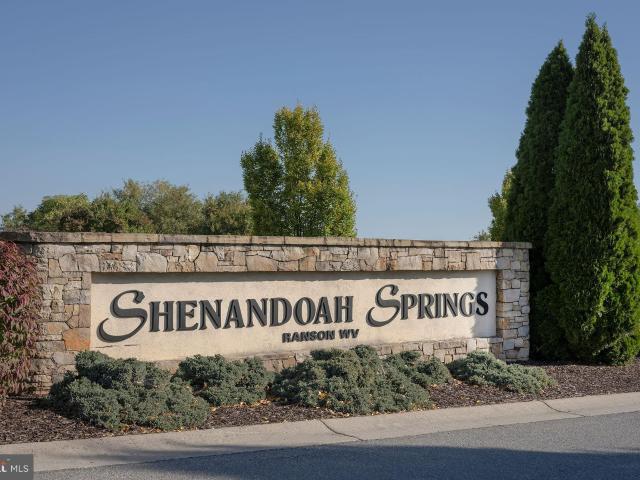 Shenandoah Springs, Unit HAMILTON, Ranson, WV 25438 | MLS #WVJF2009