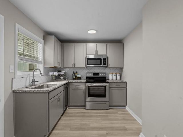 Shenandoah Townhomes 1 Bedroom Home for Rent at 535 Braxton Blvd, Spring Lake, NC 28311 Pine Forest