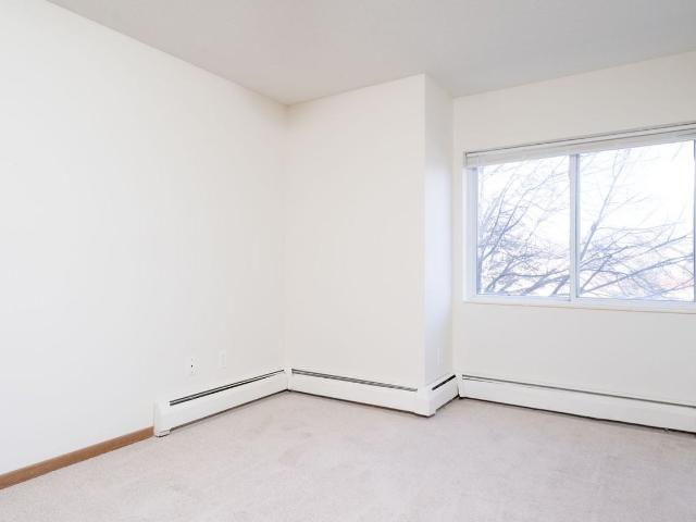 Shenandoah Woods Apartments 2 Bedroom Apartment for Rent at 2205 Shenandoah Ln N, Plymouth, MN 55447 Plymouth Wayzata