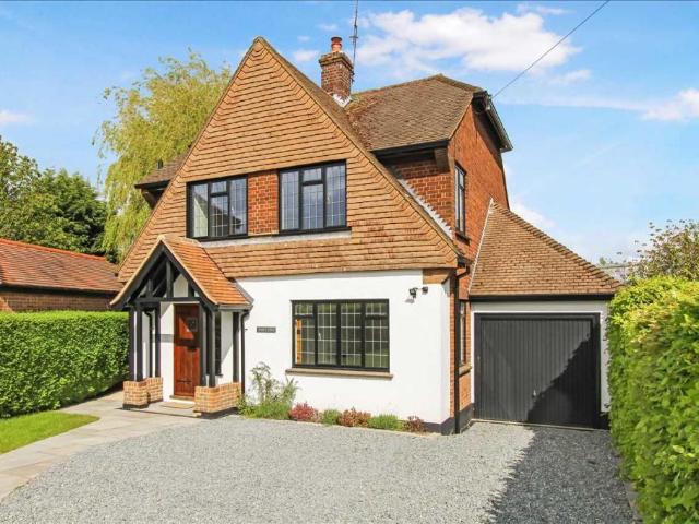 Shenfield Green, Shenfield 3 bed detached house to rent £4,200 pcm £969 pw