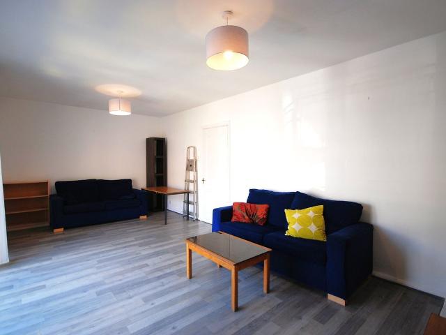 Shenley Road, Camberwell SE5, 3 bed flat to rent, £2,700 pcm | PrimeLocation