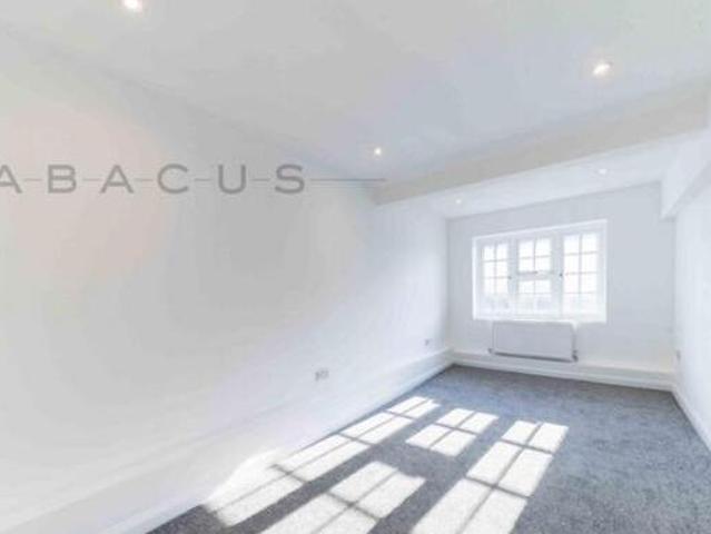 Shenley Road, Borehamwood, 1 Bedroom Flat