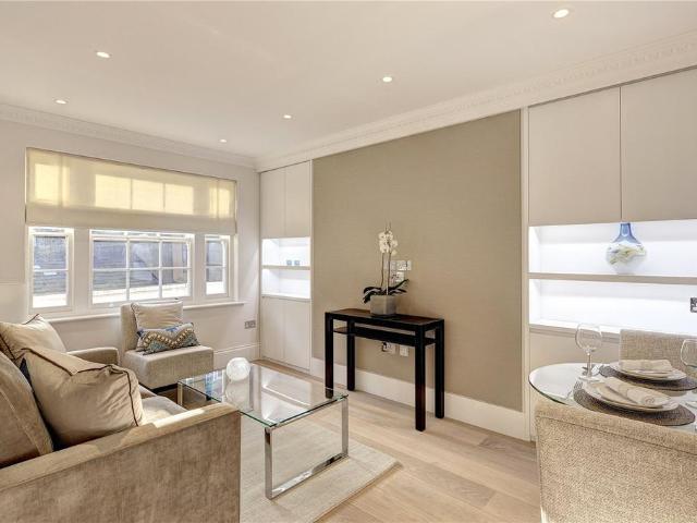 Shepherd Market, London, W1J 1 bed apartment to rent £3,536 pcm £816 pw