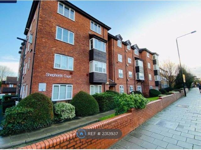 Shepherds Court, Harrow HA1, 2 bed flat to rent, £1,800 pcm | PrimeLocation