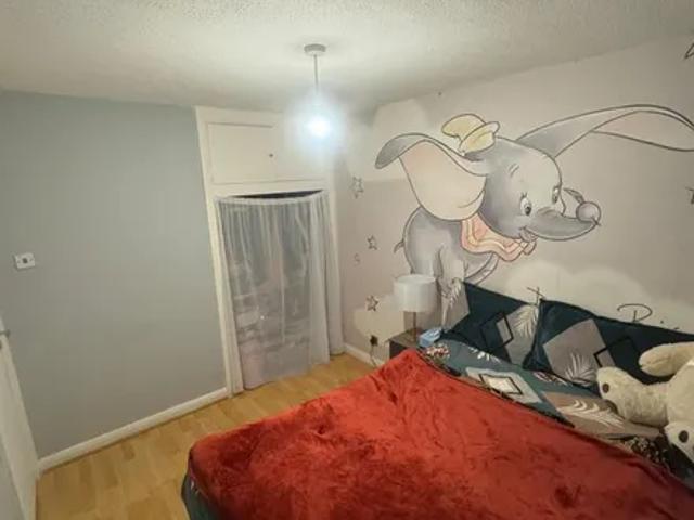 Shepherds Close, London, RM6 5AH, United Kingdom | 2 bed house for rent #165461266 | Rentberry
