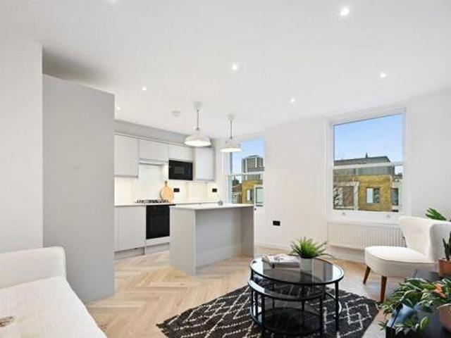 Shepherds Bush Road, Brook Green, 2 Bedroom Apartment