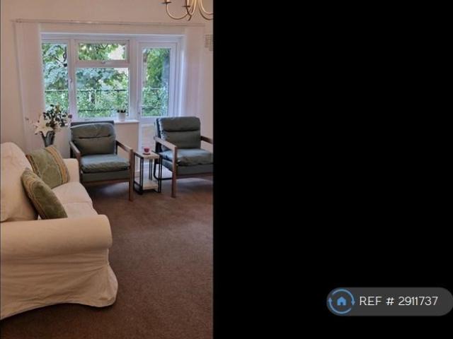 Shepherds Bush Road, London, W6 2 bed flat to rent £2,400 pcm £554 pw
