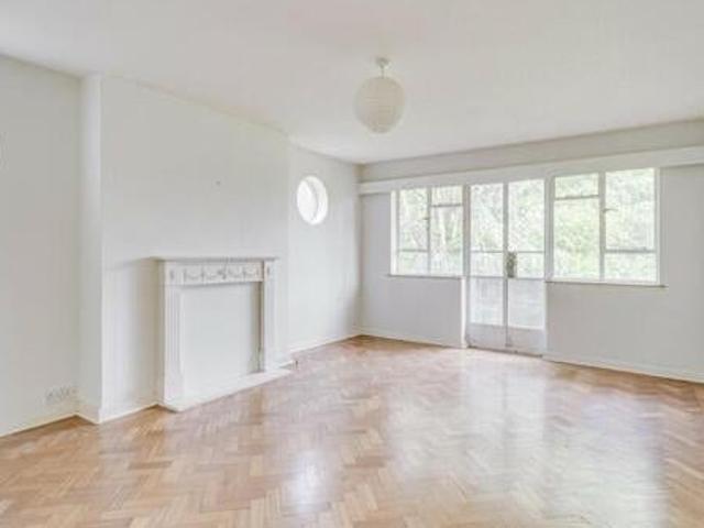 Shepherds Hill, Highgate, 2 Bedroom Apartment