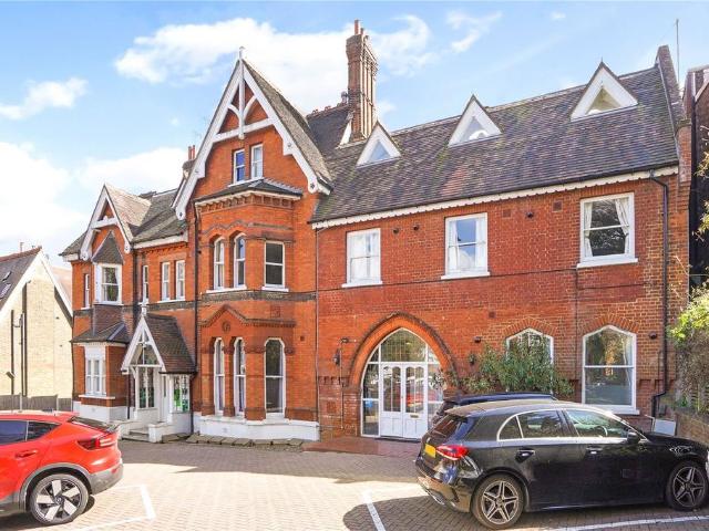 Shepherds Hill, Highgate, London, N6 3 bed apartment to rent £3,100 pcm £715 pw