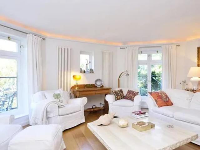 Shepherd's Path, London, NW3 5PE, United Kingdom | 2 bed apartment for rent #112327253 | Rentberry