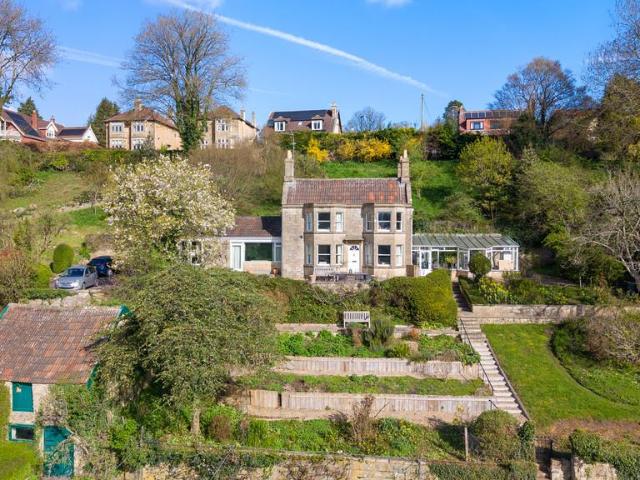 Shepherds Walk, Bath 4 bed detached house to rent £3,450 pcm £796 pw