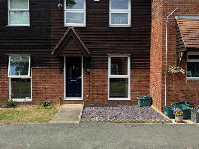 Sheppard Drive, Chelmsford CM2, 3 bed terraced house to rent, £1,750 pcm | PrimeLocation