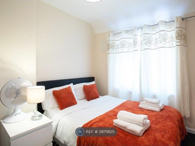Sheppey Road, Dagenham RM9, 2 bed terraced house to rent, £1,960 pcm | PrimeLocation
