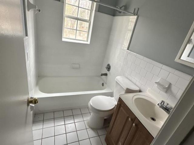Sheraton House 2 Bedroom Apartment for Rent at 1409 Rockcut Rd, Forest Park, GA 30297
