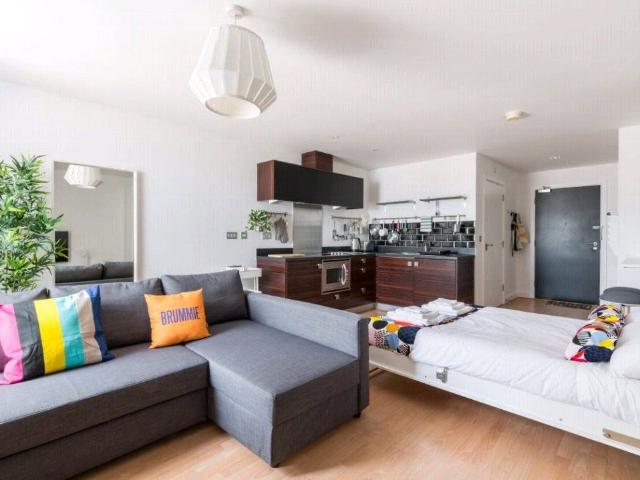 Sherborne Street, Birmingham B16, Studio to rent, £800 pcm | PrimeLocation