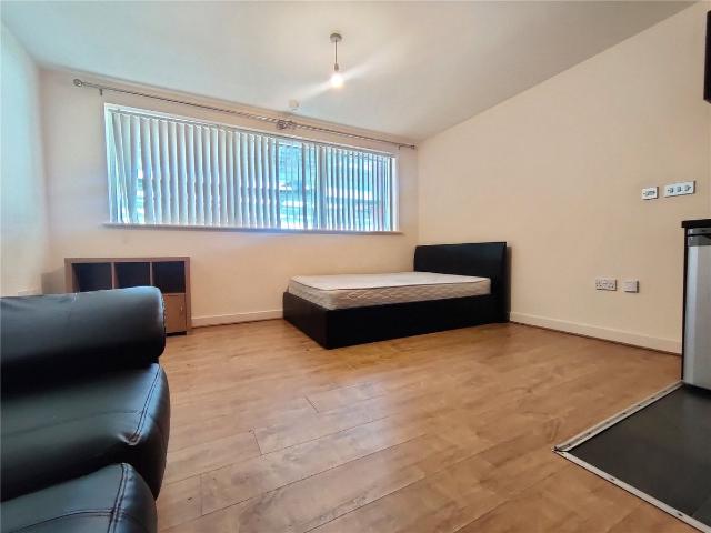 Sherborne Street, Birmingham B16, Studio to rent, £800 pcm | PrimeLocation