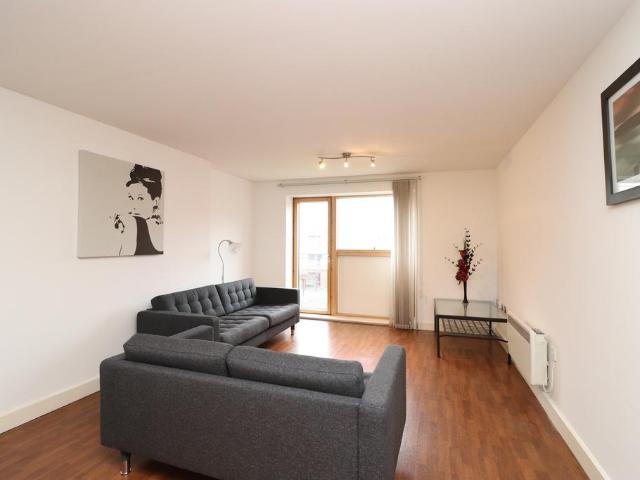 Sherborne Street, Birmingham, B16 2 bed apartment to rent £1,050 pcm £242 pw