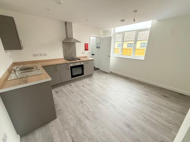Sherborne Road, Yeovil BA21, 1 bed flat to rent, £800 pcm | PrimeLocation