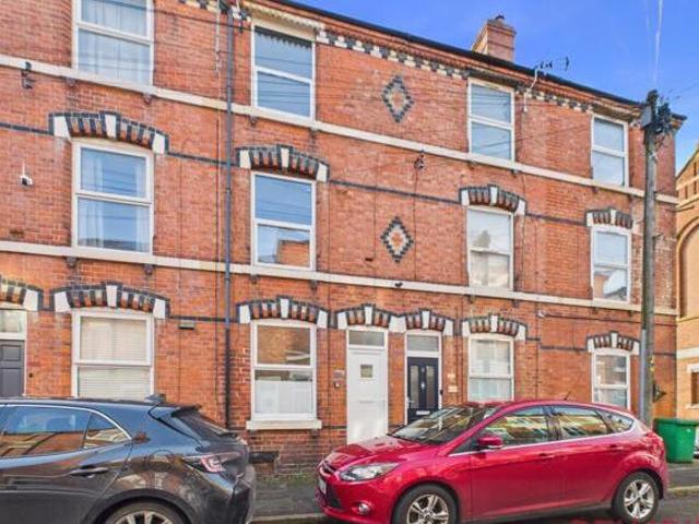 Sherbrooke Road, Nottingham, 4 Bedroom Terraced