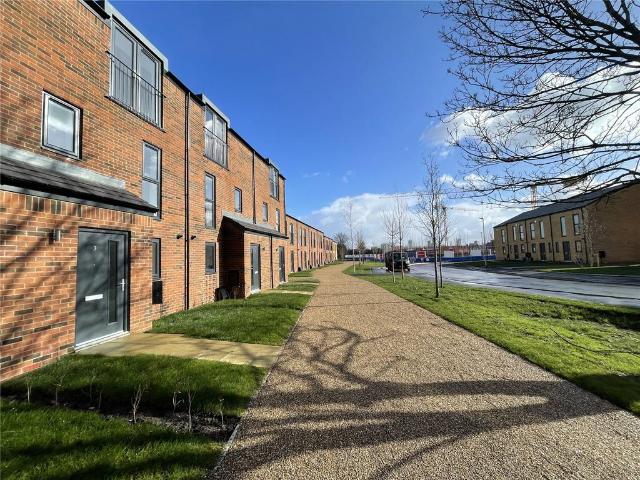 Shergar Way, Castle Irwell. 3 bed apartment to rent £1,750 pcm £404 pw