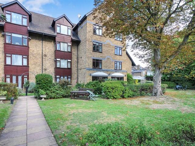 Sheridan Lodge, Bromley BR2, Studio to rent, £1,075 pcm | PrimeLocation