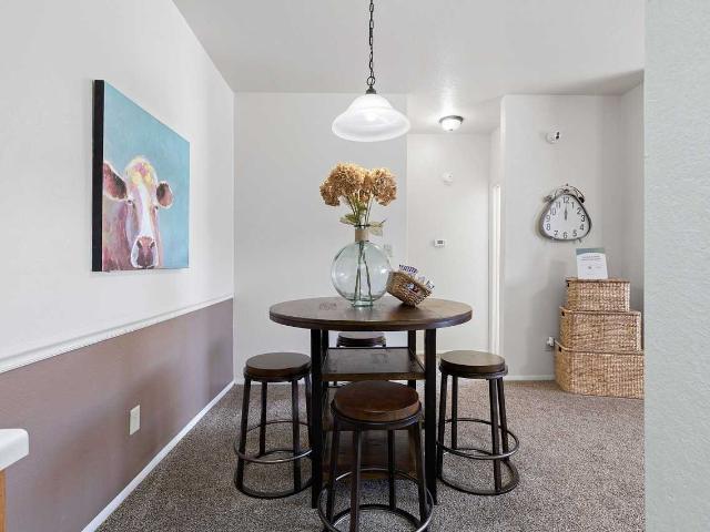 Sheridan Pond 1 Bedroom Apartment for Rent at 8130 S Lakewood Pl, Tulsa, OK 74137