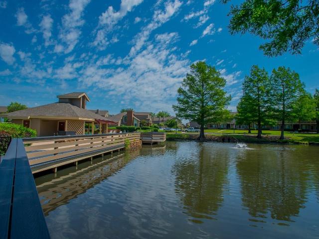 Sheridan Pond 2 Bedroom Apartment for Rent at 8130 S Lakewood Pl, Tulsa, OK 74137