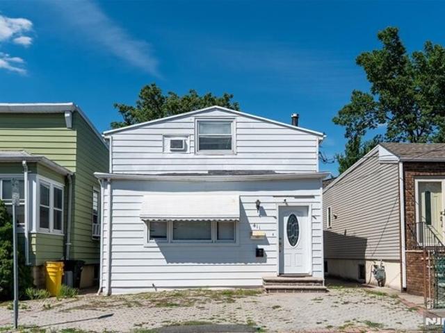 Sheridan Pl, Fairview, Home For Sale