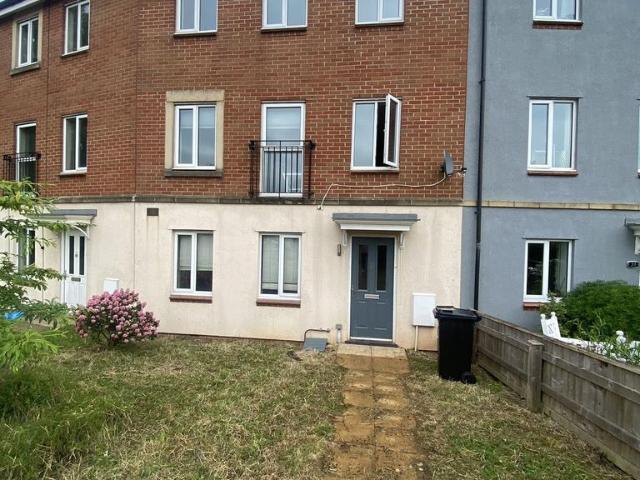 Sheridan Road, Bristol, BS7 5 bed terraced house to rent £3,100 pcm £715 pw
