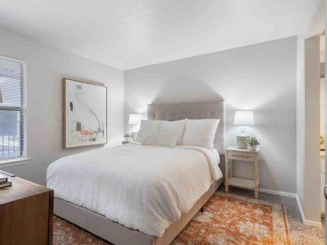 Sheridan Springs 1 Bedroom Apartment for Rent at 10011 S Sheridan Rd, Tulsa, OK 74133
