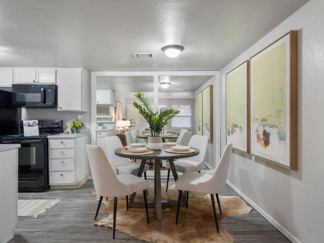 Sheridan Springs 2 Bedroom Apartment for Rent at 10011 S Sheridan Rd, Tulsa, OK 74133