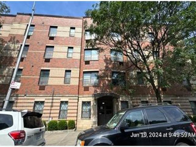 Sherlock Pl Apt 201b